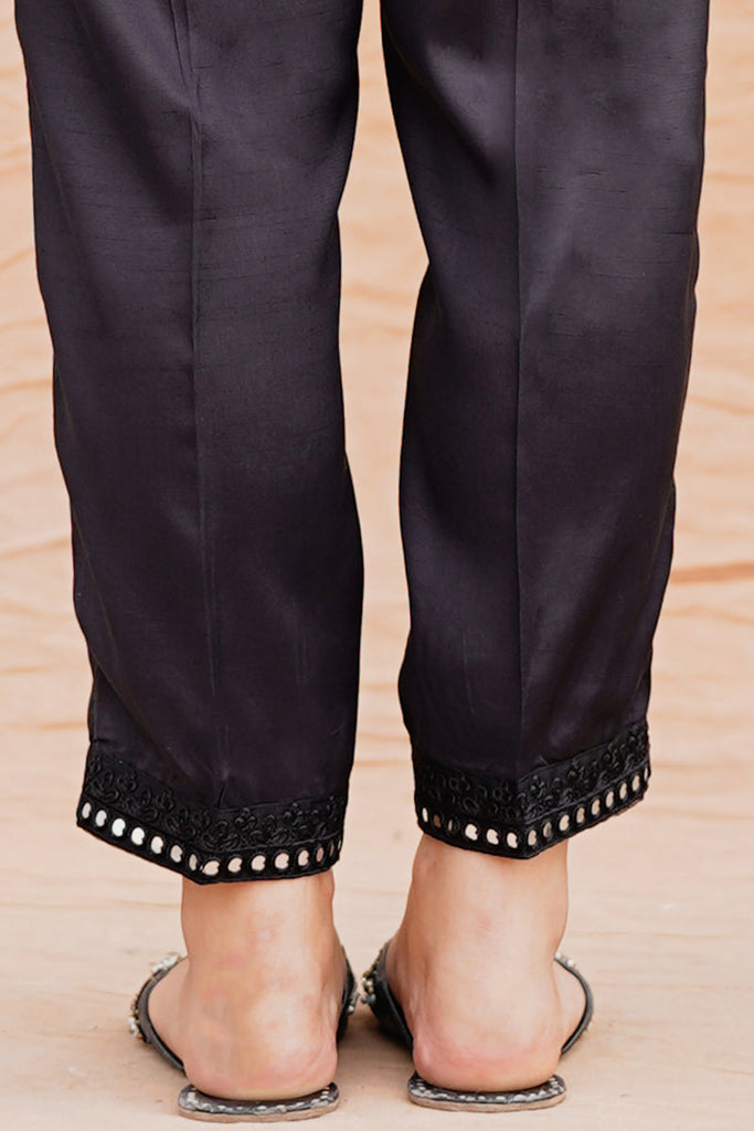 SEQUIN EMB PANTS 2